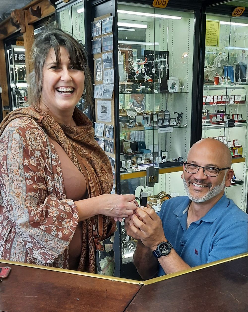 HUNGERFORD ARCADE – Love is all around us! – Hungerford Arcade